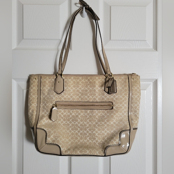 Coach | Bags | Coach Purse Cream Color With Shimmer Lines Cs | Poshmark